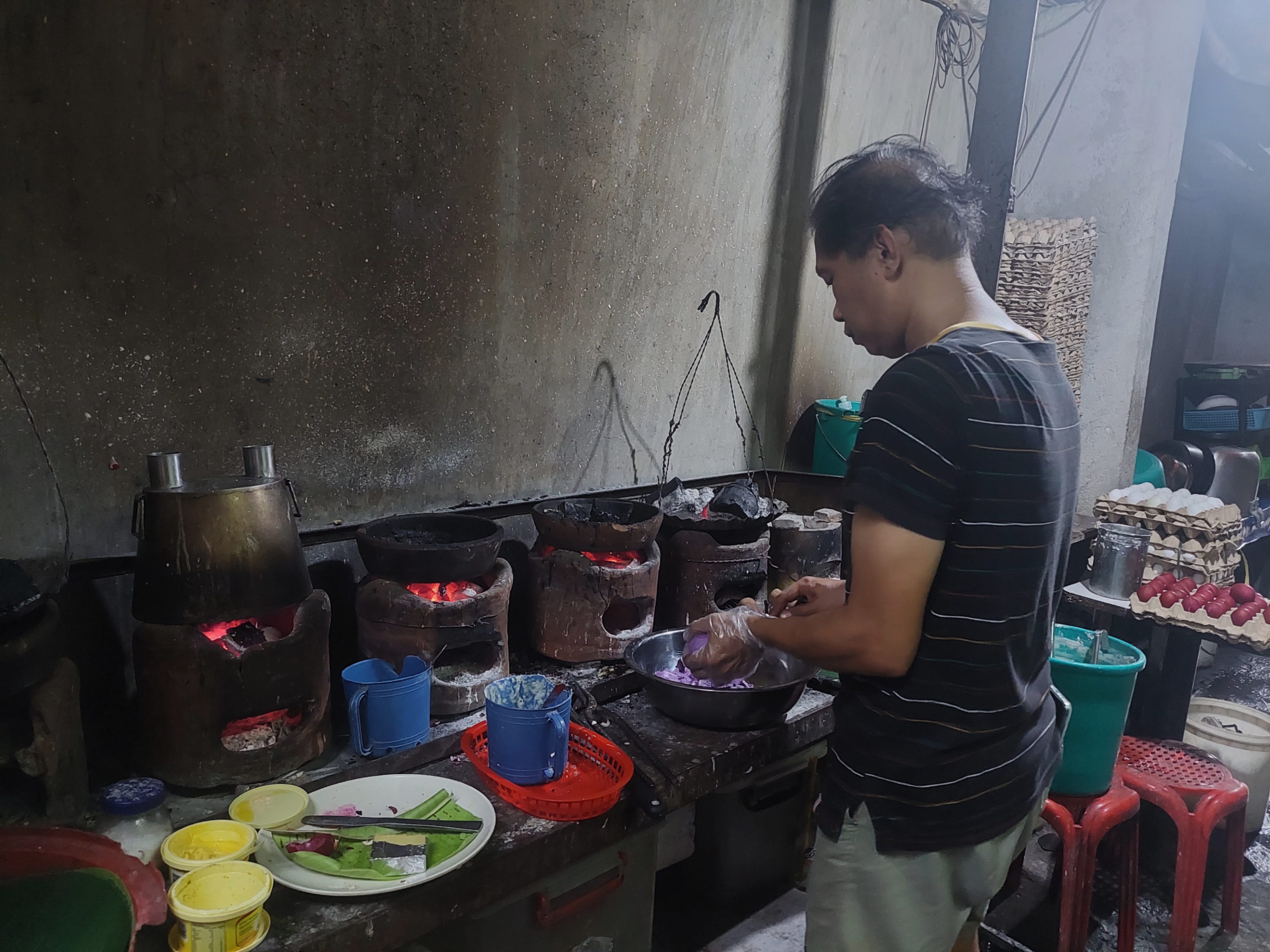Halimuyak sa Eskinita ng Tayuman