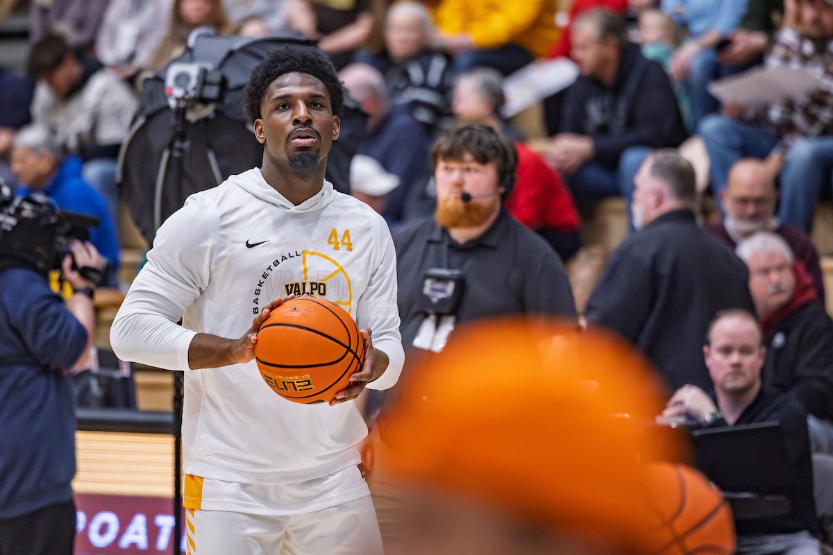 Valpo Gets the Job Done at Home, 69-63 - by Carson Hamilton