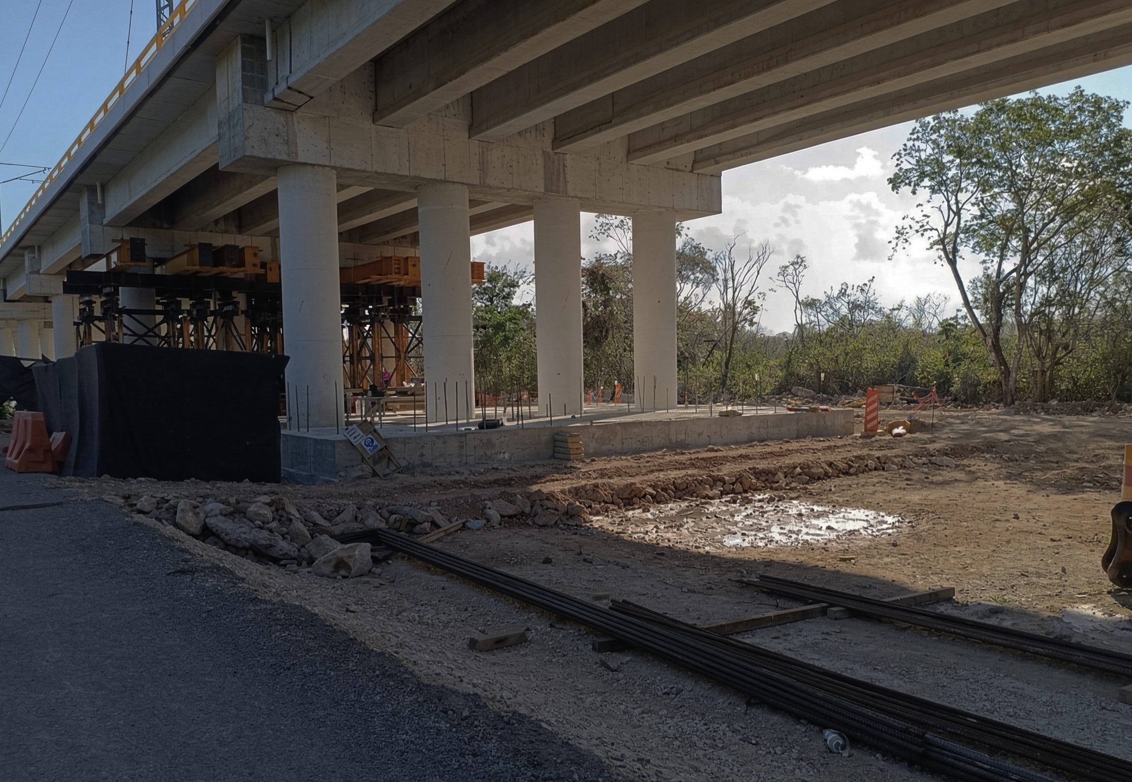 Ambientalistas documentan hundimientos y riesgo de colapso en el Tramo ...