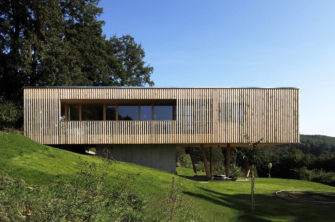 Why houses should be built on stilts - by Lloyd Alter