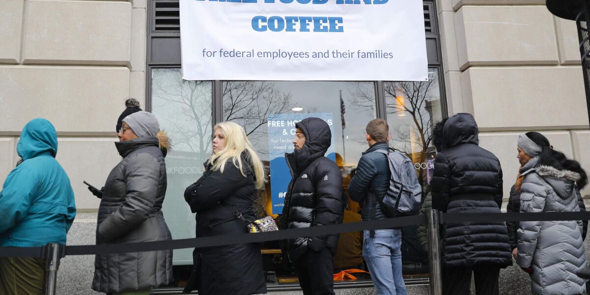 🎁 Freebies & Discounts for Furloughed Federal Employees