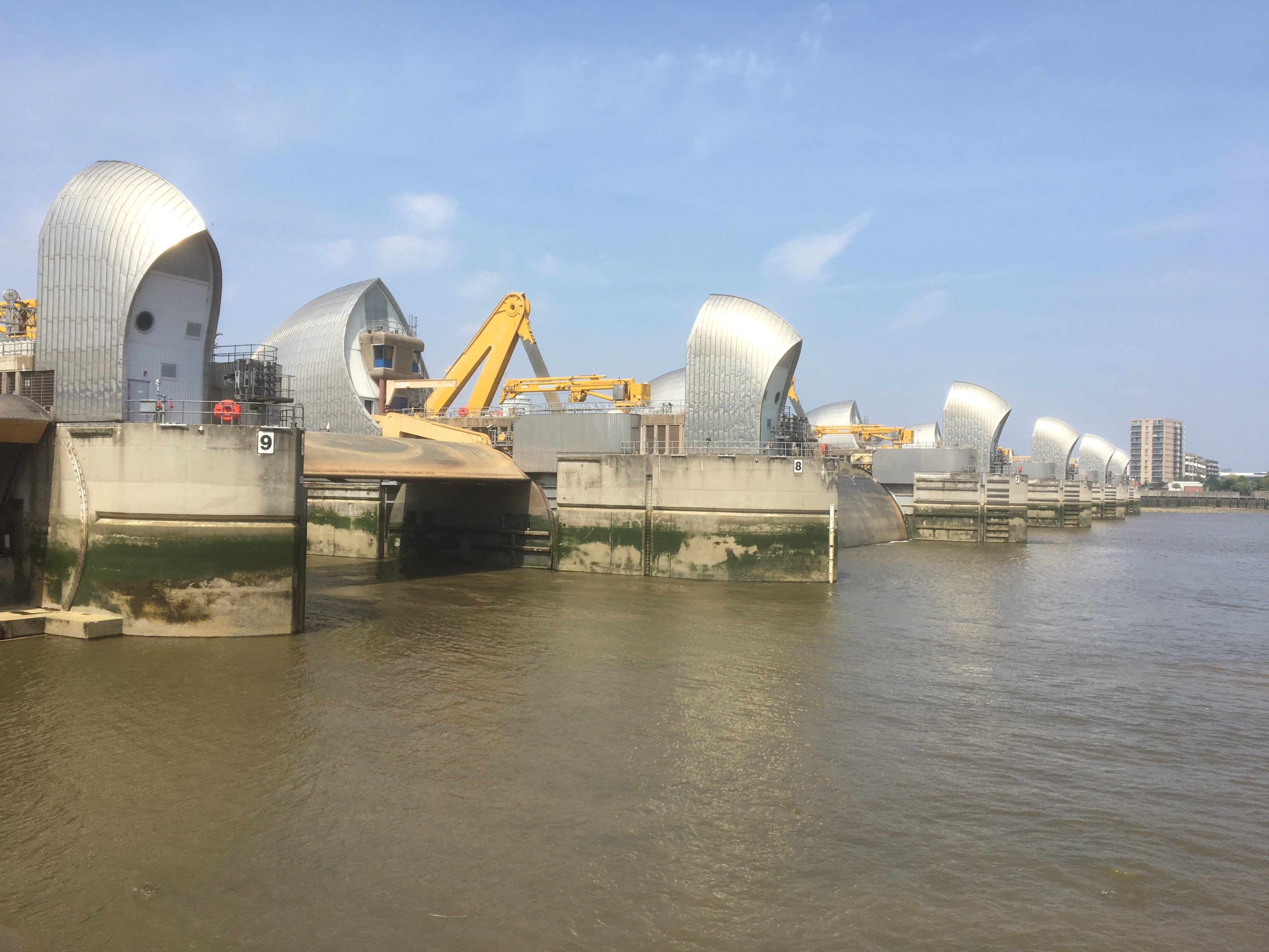 Tides of London: how the Thames ebbs and flows with urban life