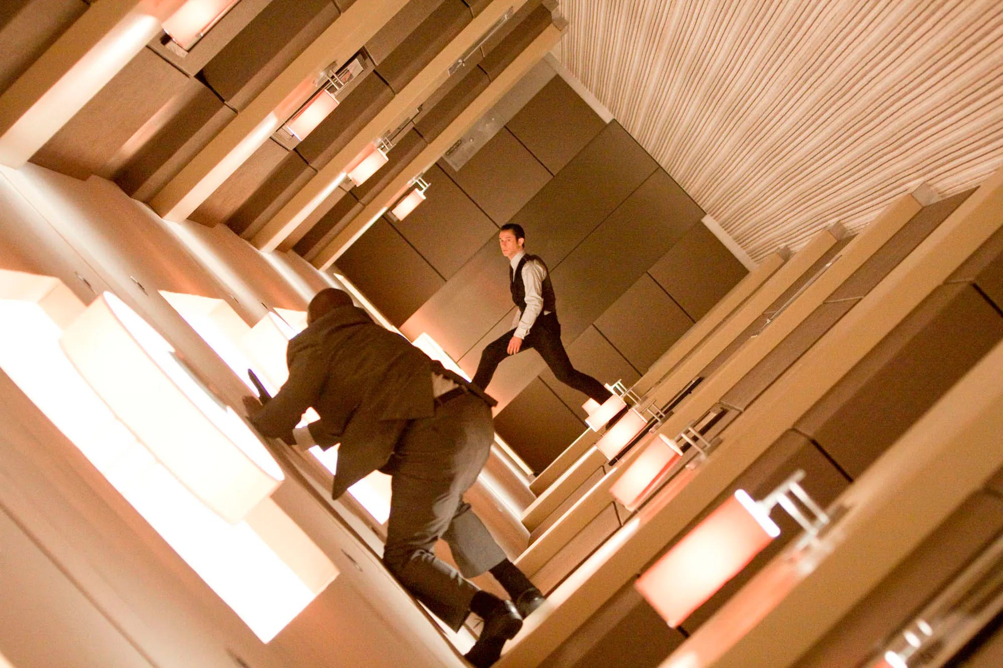 Every Christopher Nolan Movie, Ranked - by Celia Mattison