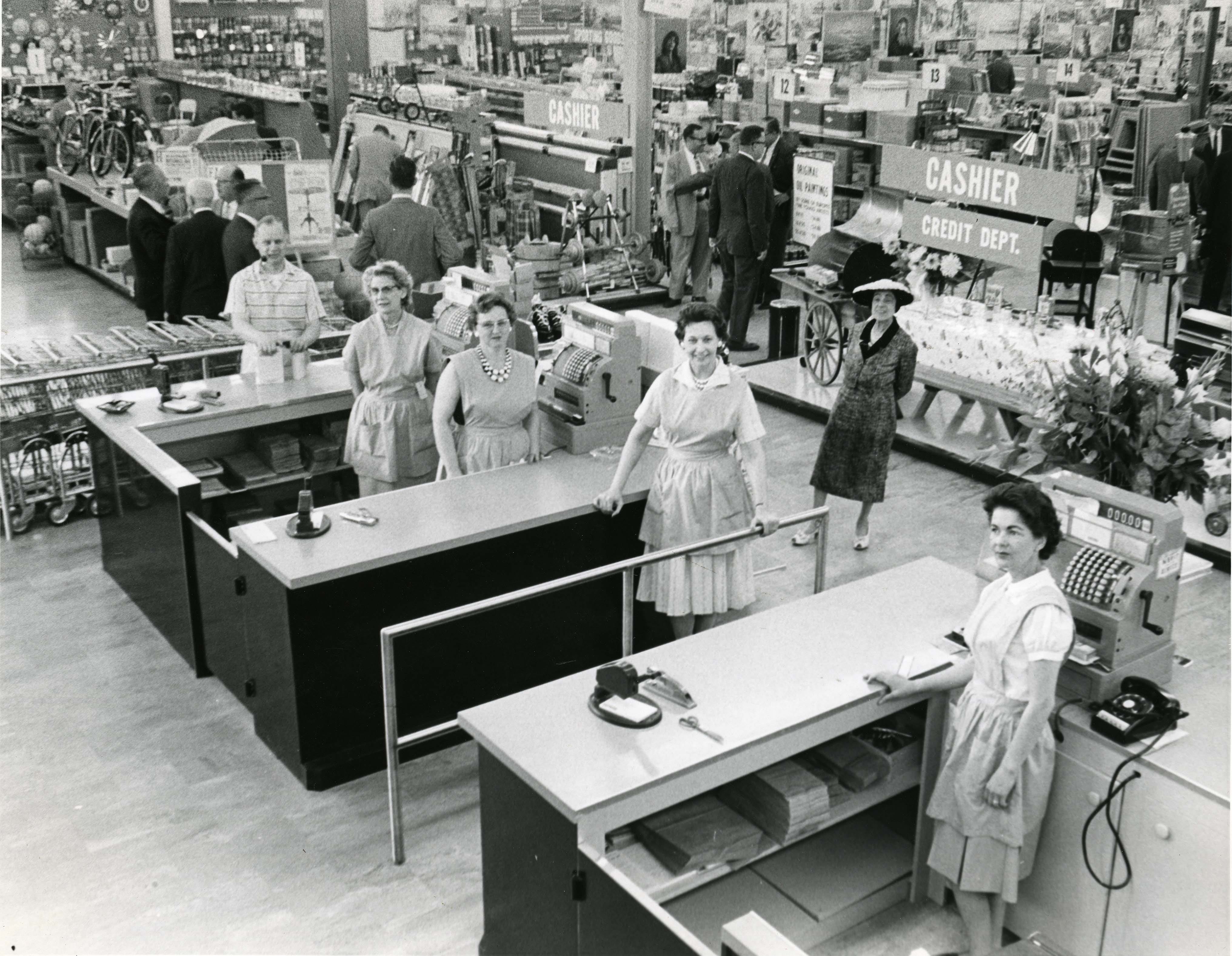 Hechinger, "the world's most unusual lumber yard"