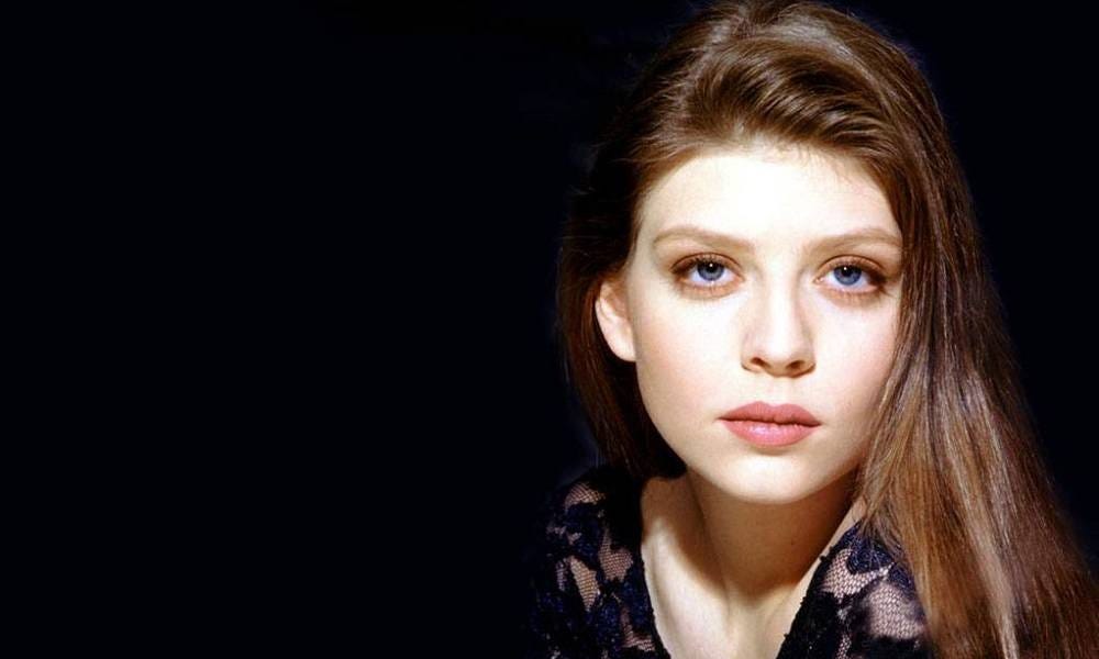 amber benson