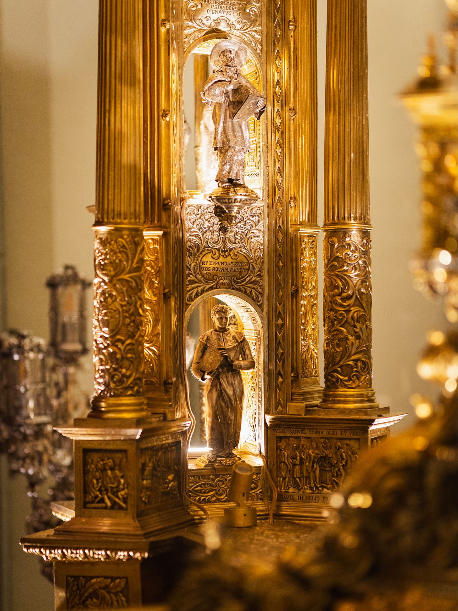 What is a Monstrance in Catholic Church?