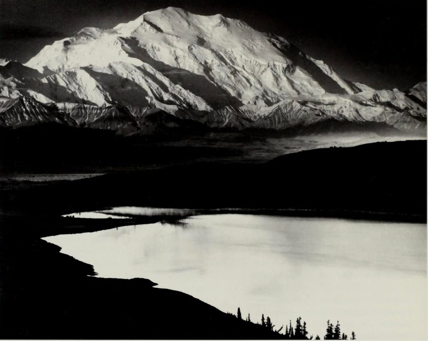 ANSEL ADAMS LANDSCAPE PHOTOGRAPHY STYLE: MASTERING CONTRAST & ELEGANCE