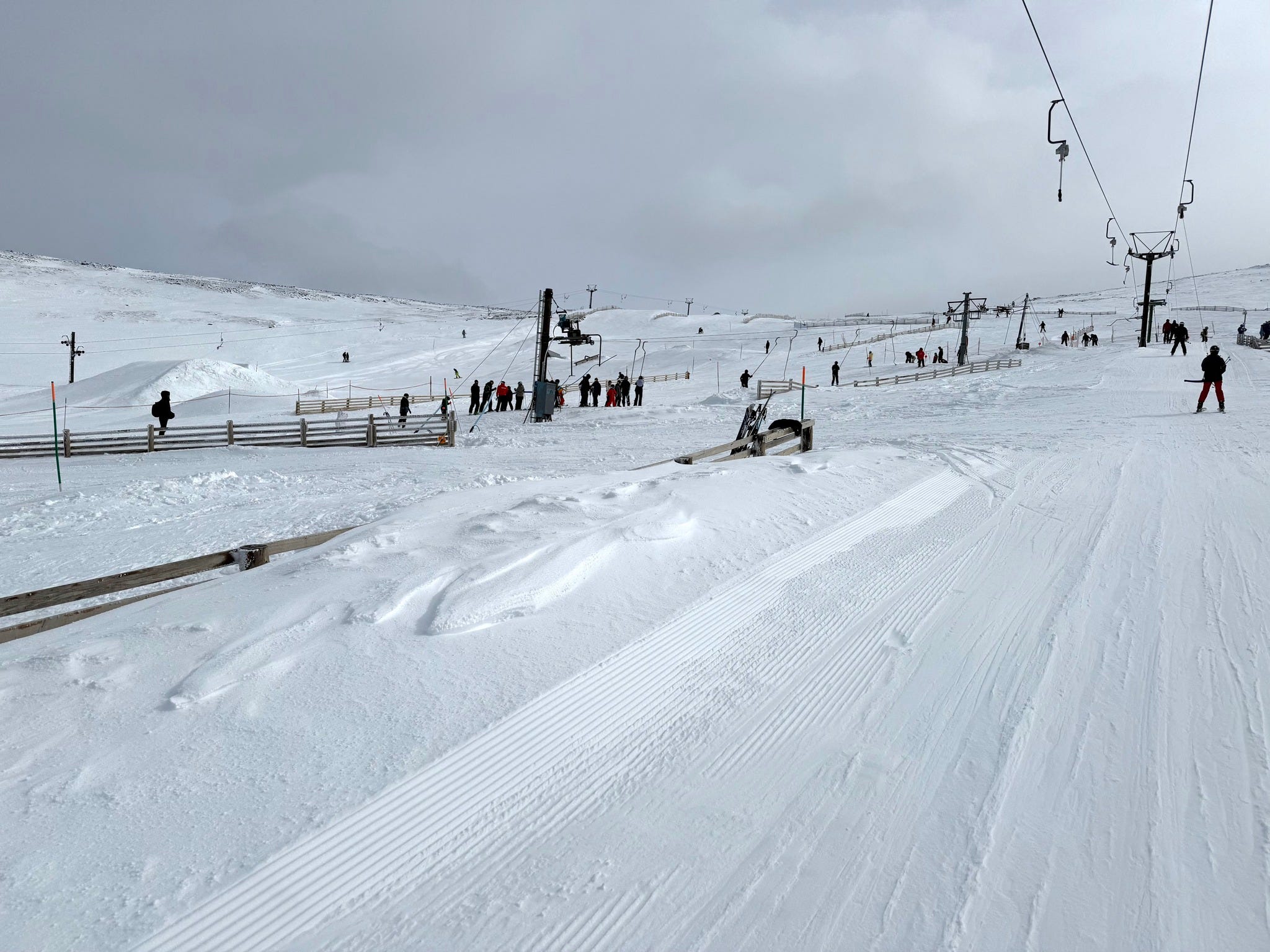 Glasgow Wakes To April Snow; Monthly Snow Record Falls In Bulgaria ...