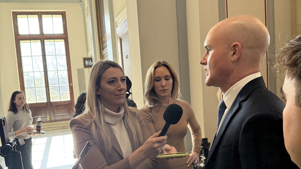 The Ball’s in Coinbase’s Court as Crypto Market Structure Bill Hits Pause