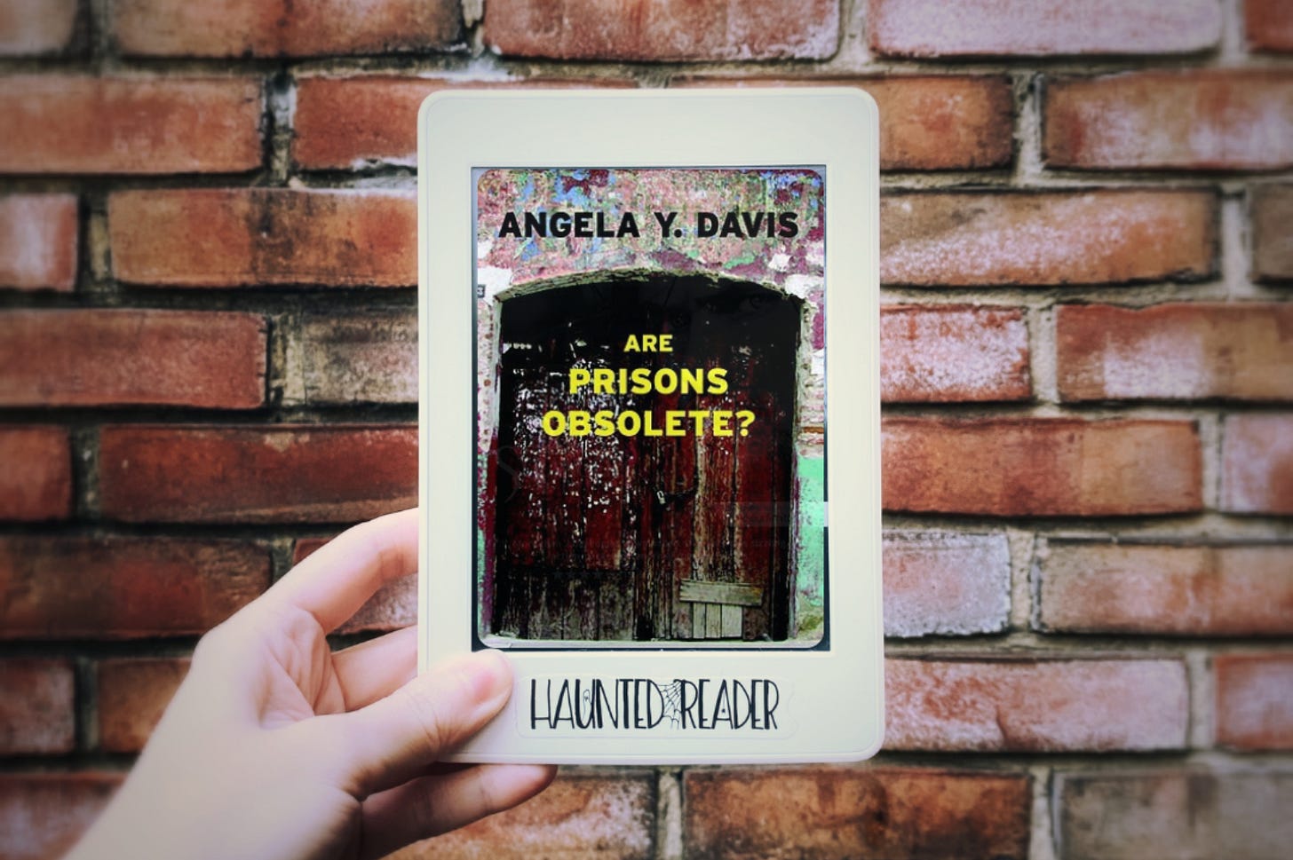 are prisons obsolete