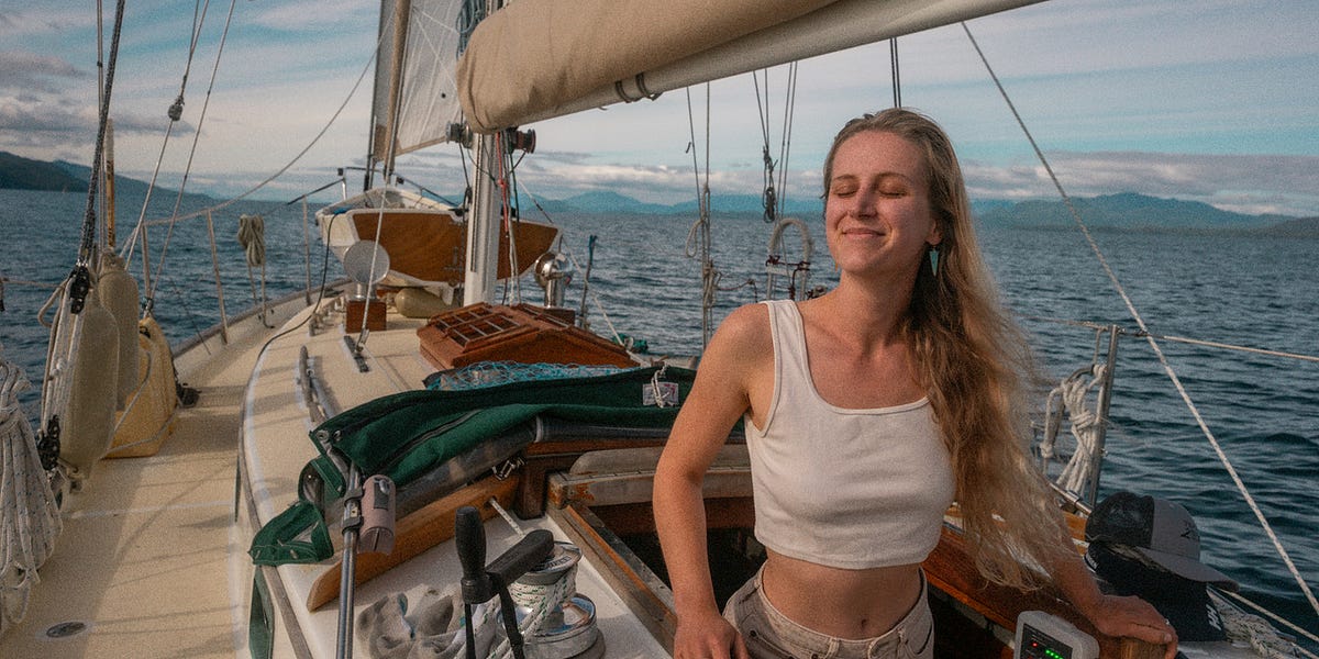 Between Wind and Will, Maya of Sailing Magic Carpet