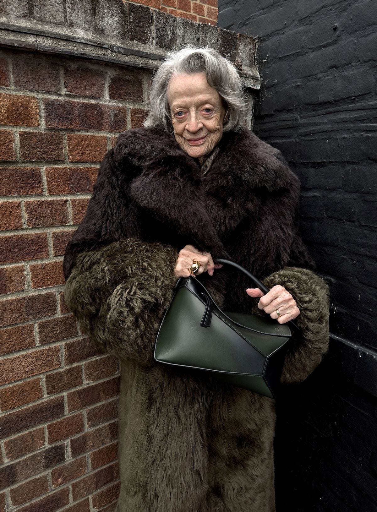 Aging Influence - by Violet Proctor - QUADRATA