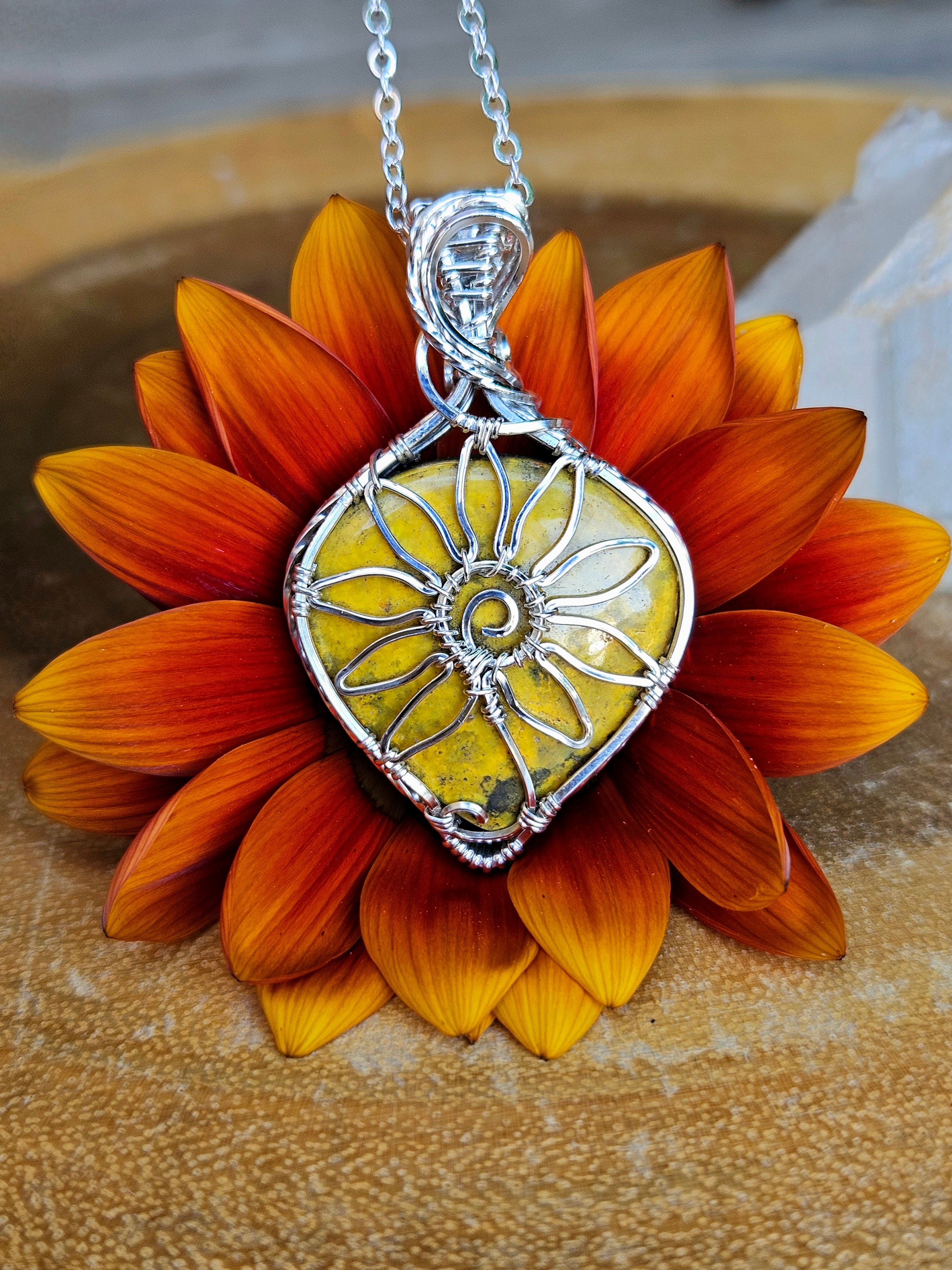 Meet Kim Leonesio - by Lisa Thibodeau - Calendula Magazine