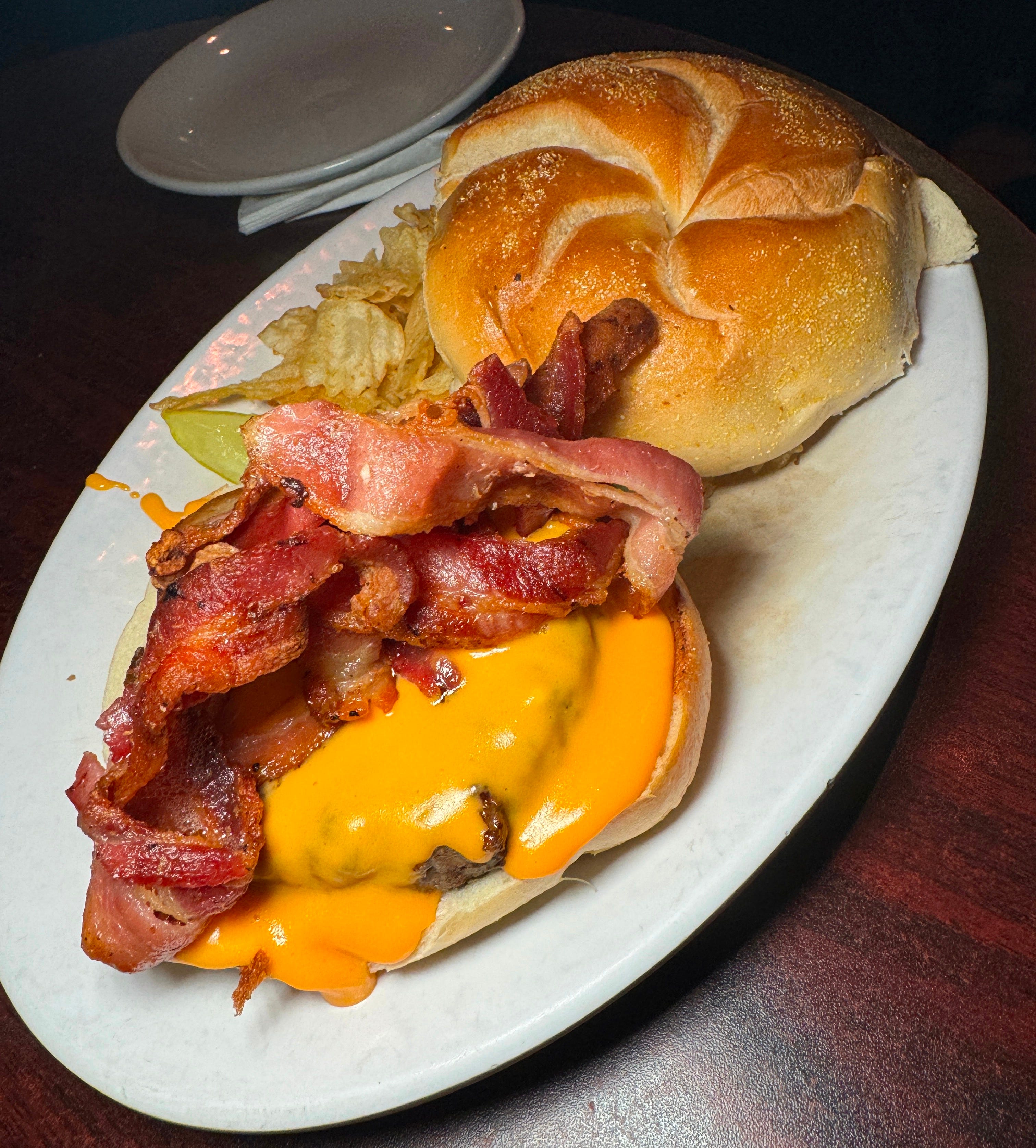 Barnacle Bill’s: The Burger Everyone Mentions