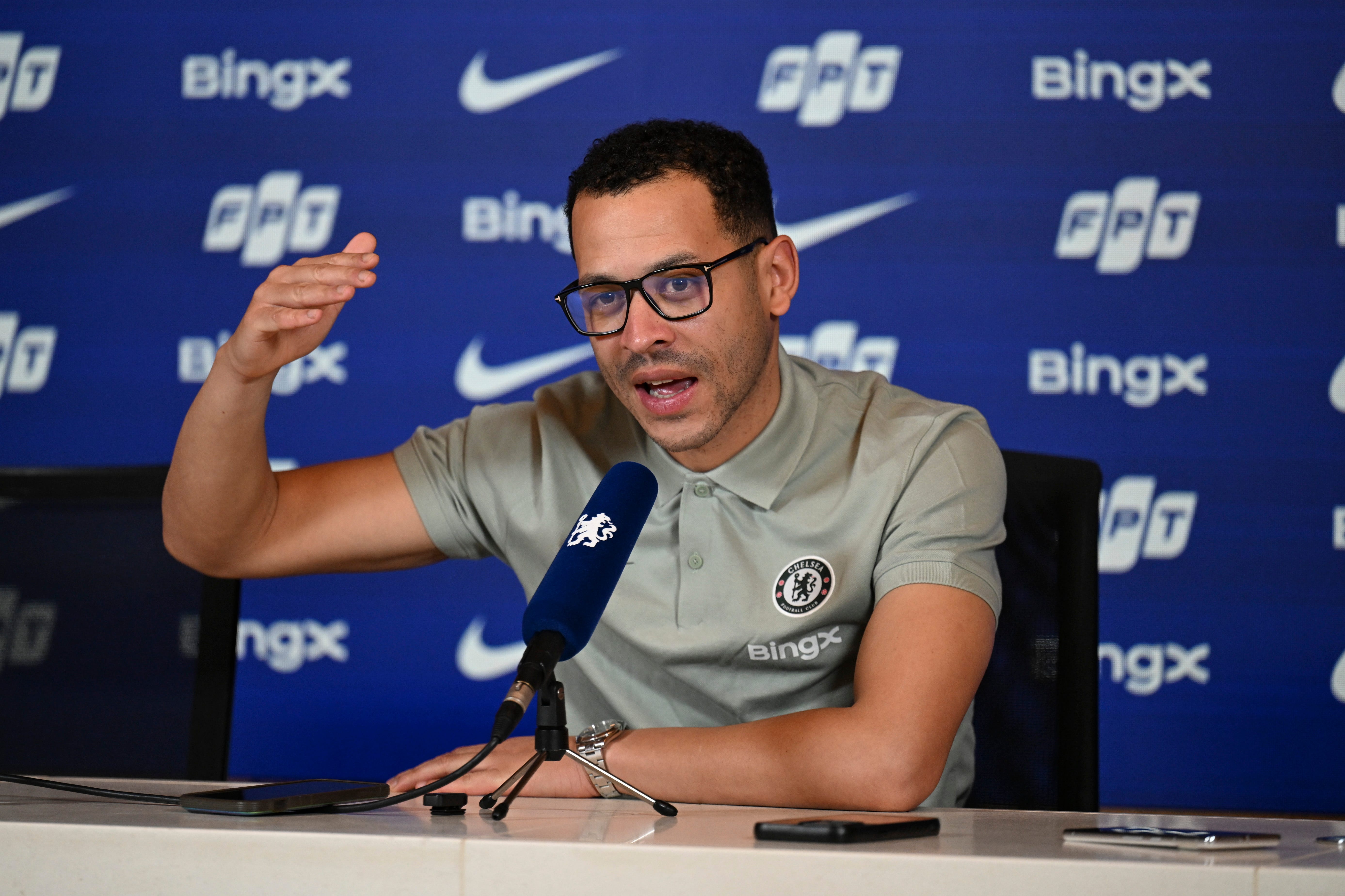 5 Questions for Rosenior - by Daniel Childs - SonOfChelsea