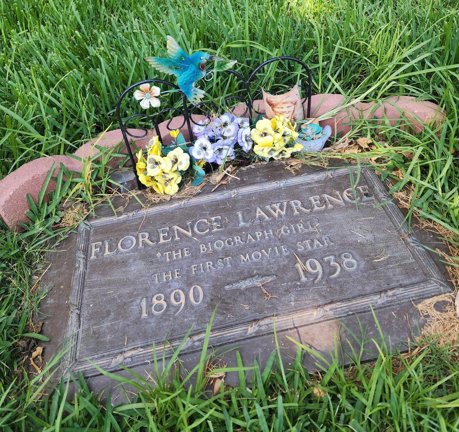 The Rise and Fall of the Biograph Girl — the First Movie Star