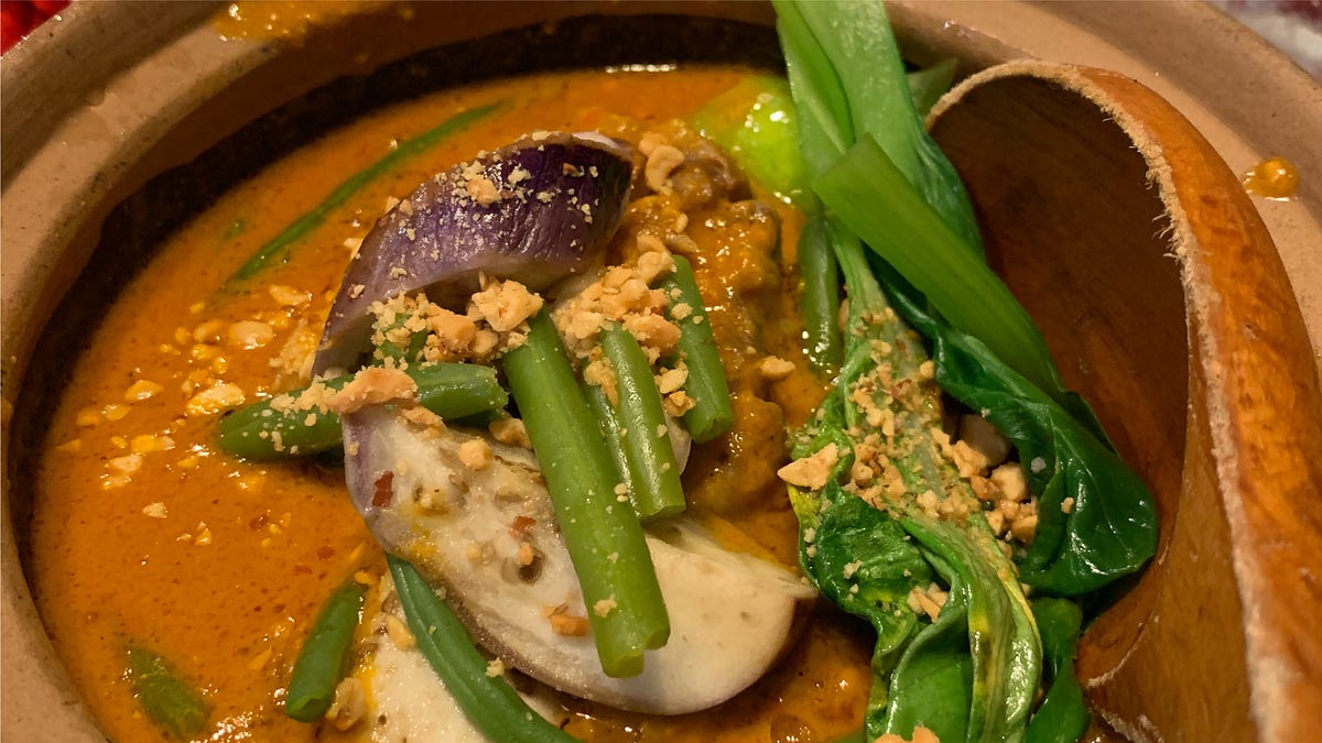 kare kare origin