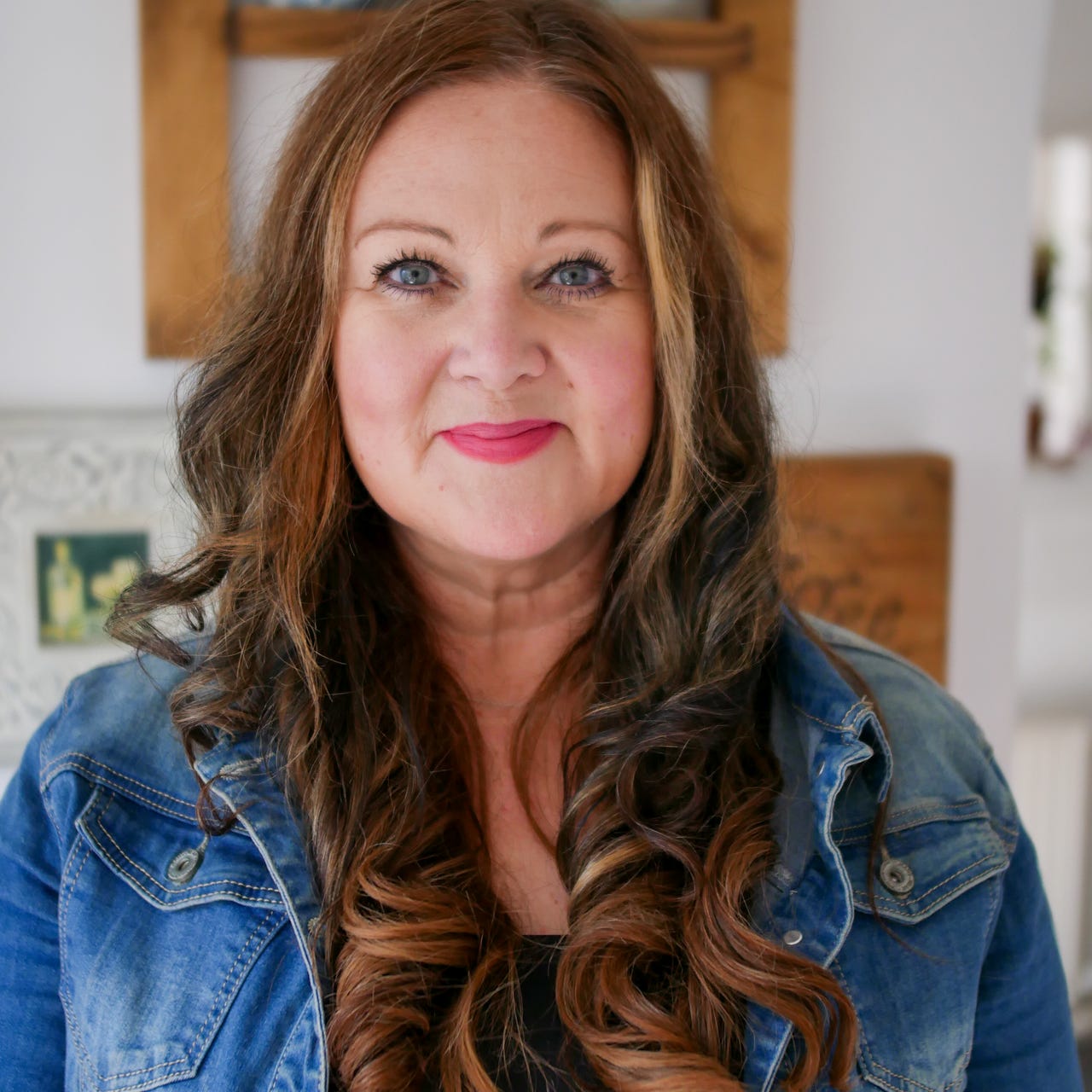 Join Leah Boden’s subscriber chat