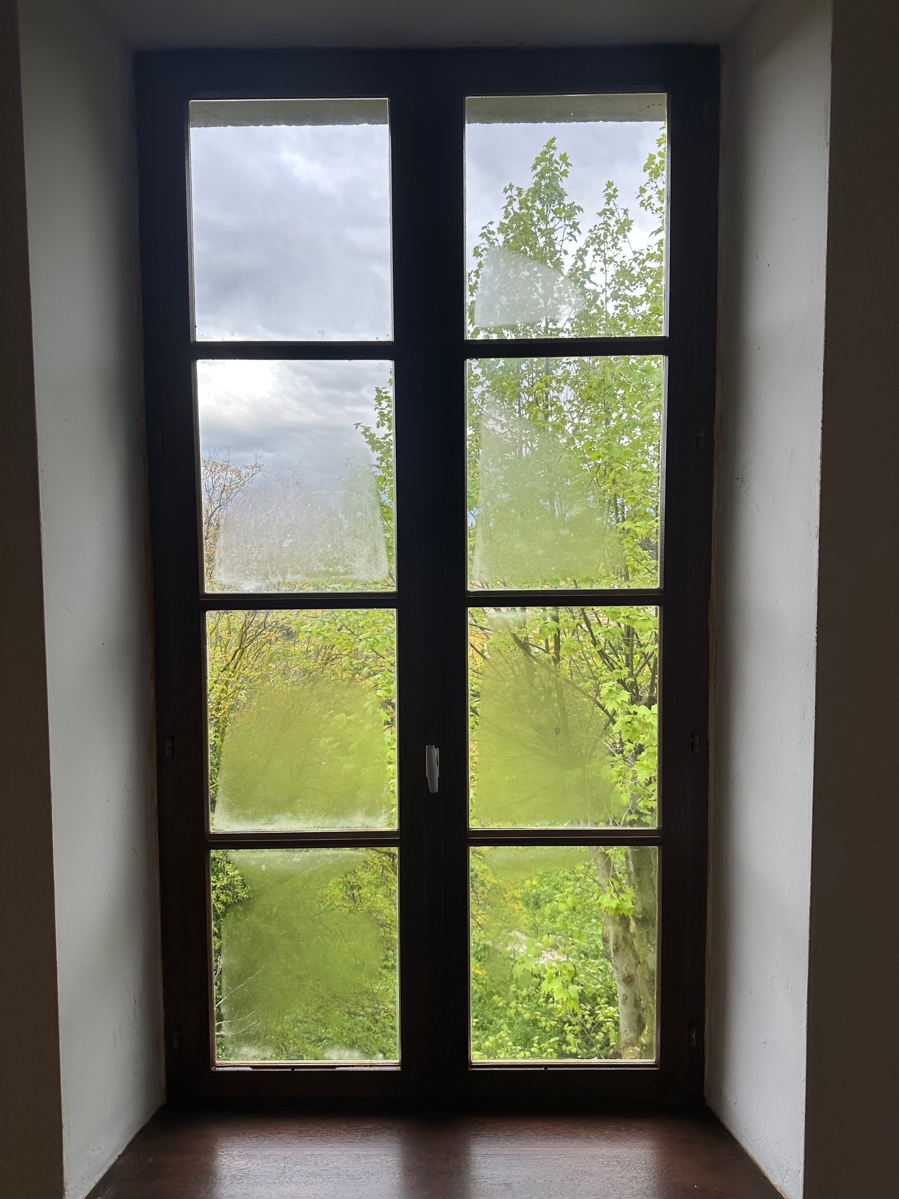 How To Meet the Neighbors - by Nell Goddin - Chez Nell