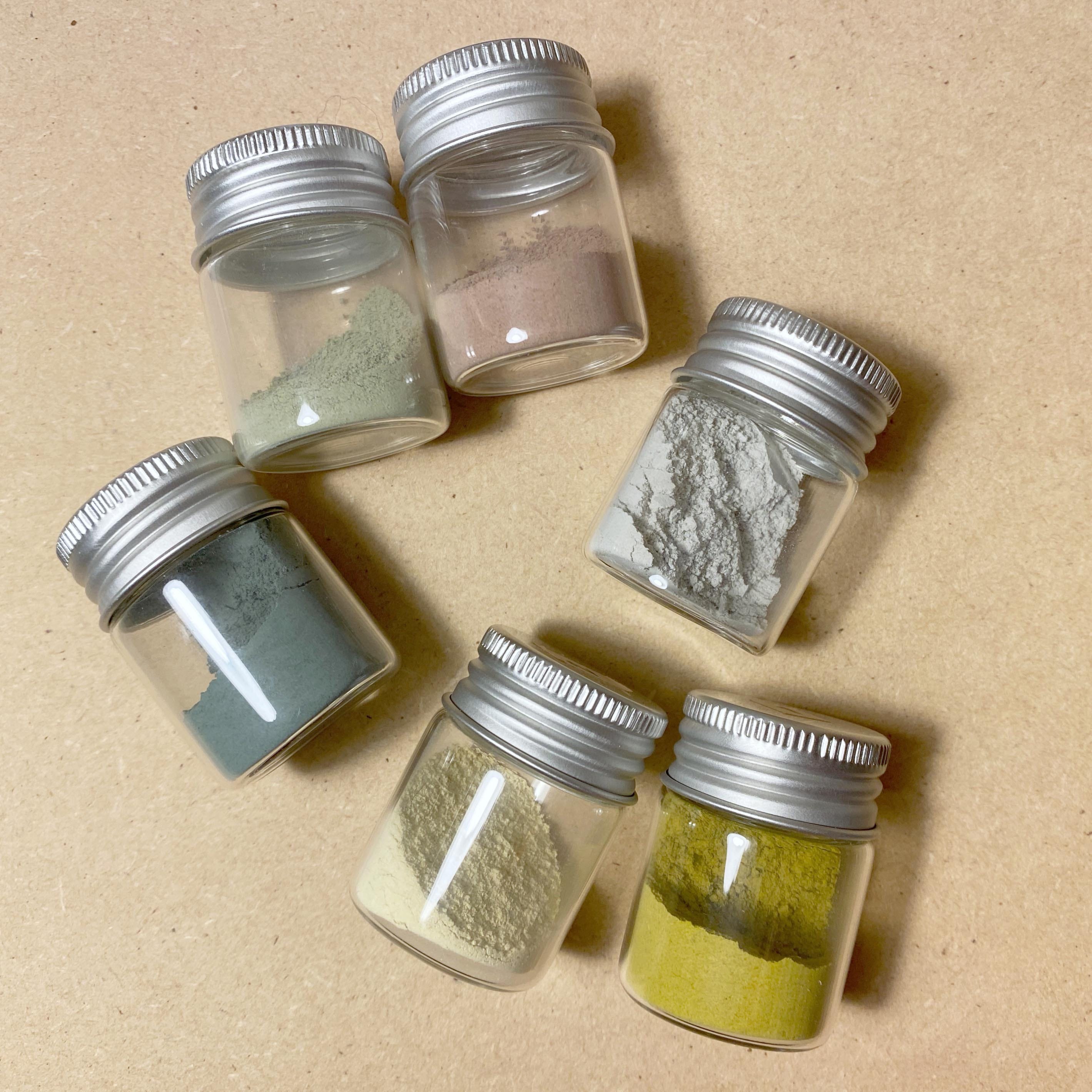 Beyond “Us and Them”: Pigment Making with Invasive Plants
