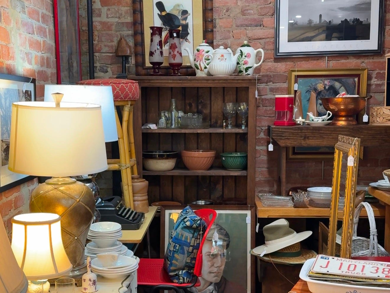 Fun Vintage Stores in the DC Area - Maddy Brannon