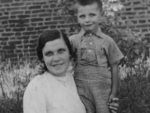 Resistance and love – Larysa Hienijuš, a Belarusian poet you should ...