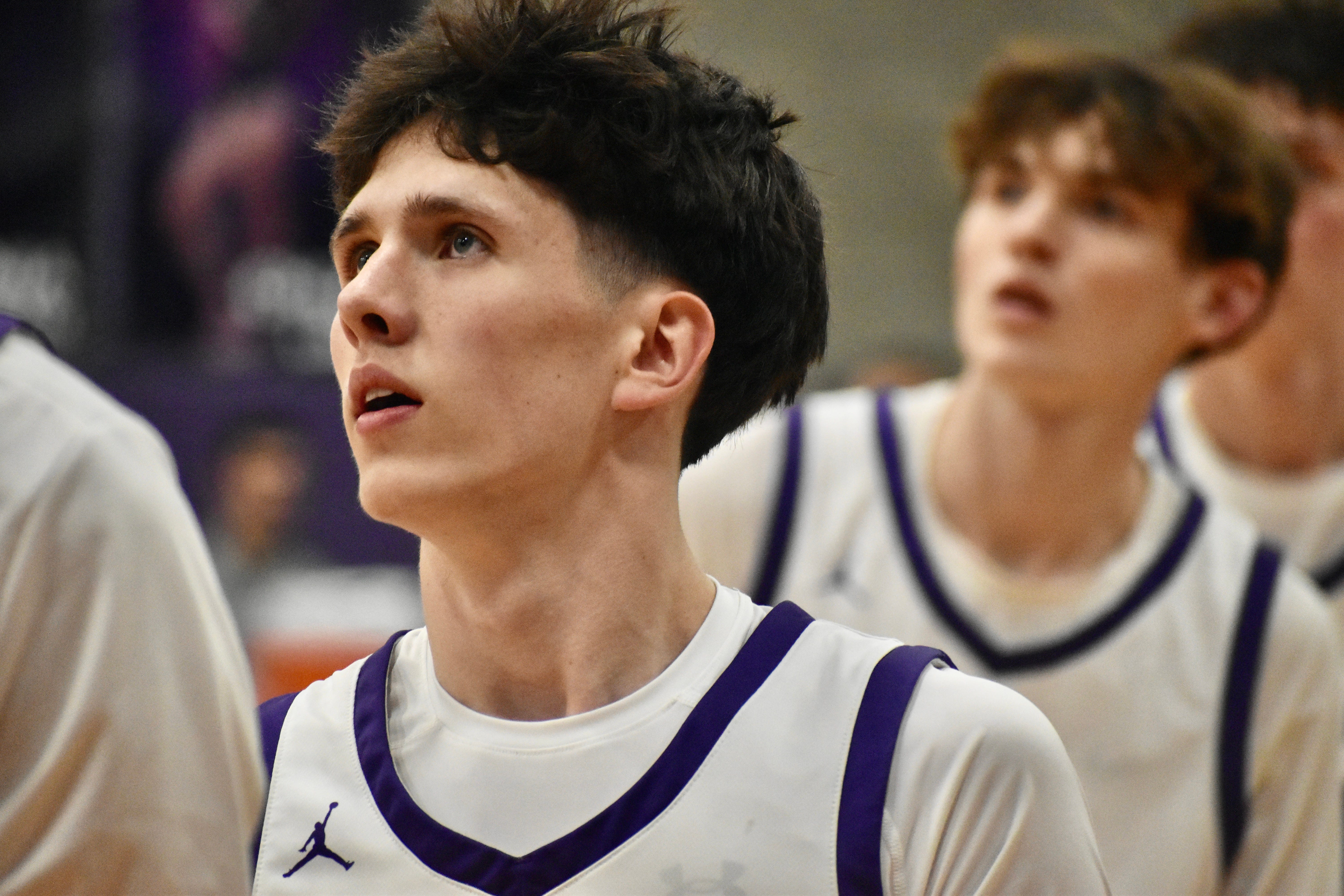 VarsityWA's 2025-26 boys basketball rankings for all classifications ...