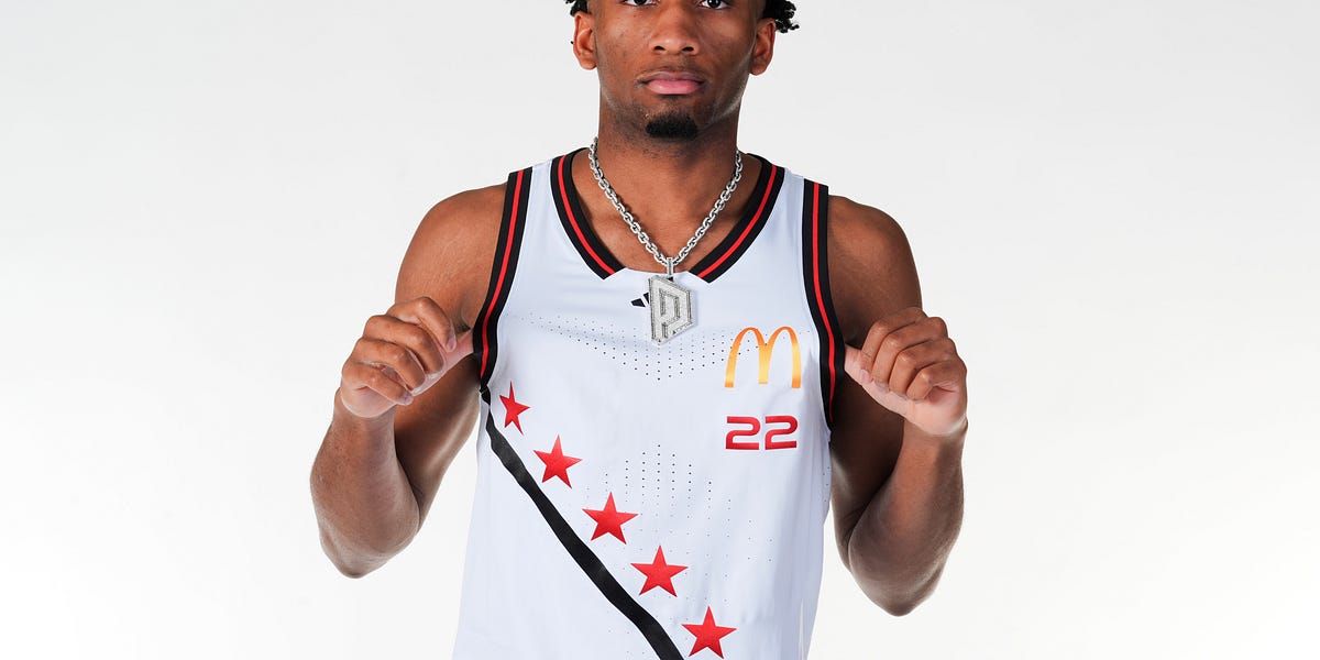 Darryn Peterson, the Best Guard Prospect Since…