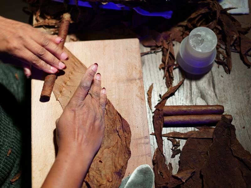 What Makes Cuban Cigars So Special? A Deep Dive into History ...