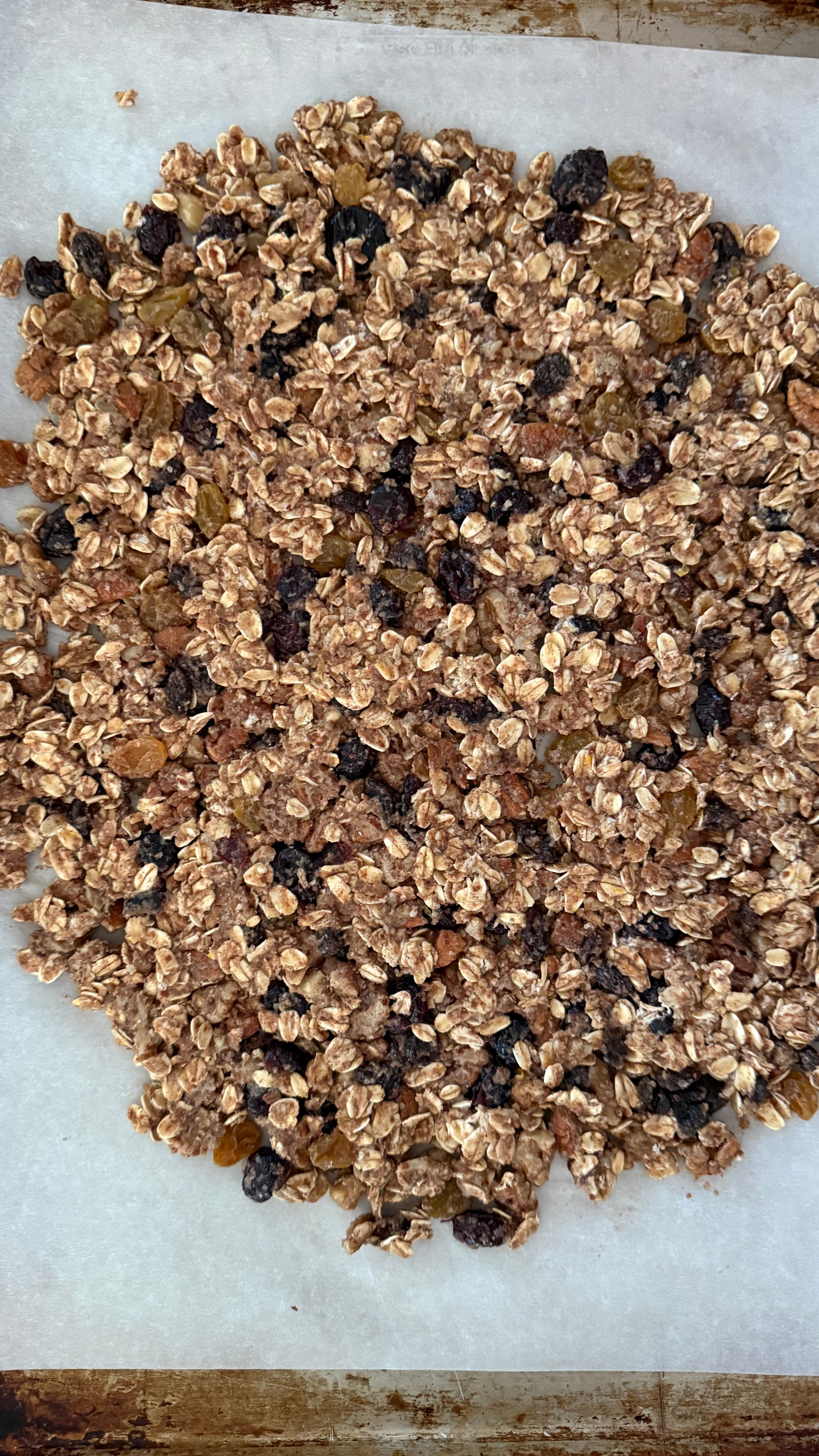 mince pie granola - by luxe - milk toast