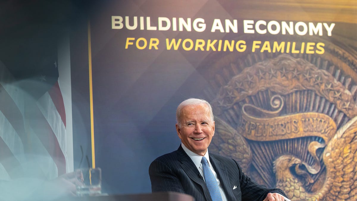 The Democrats' Middle Class Problem - by Michael Smith