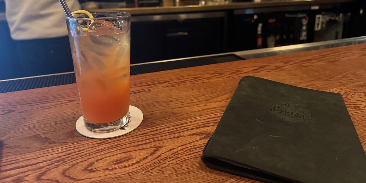 A sober restaurant critic’s top 9 places to go drinking in the Twin Cities