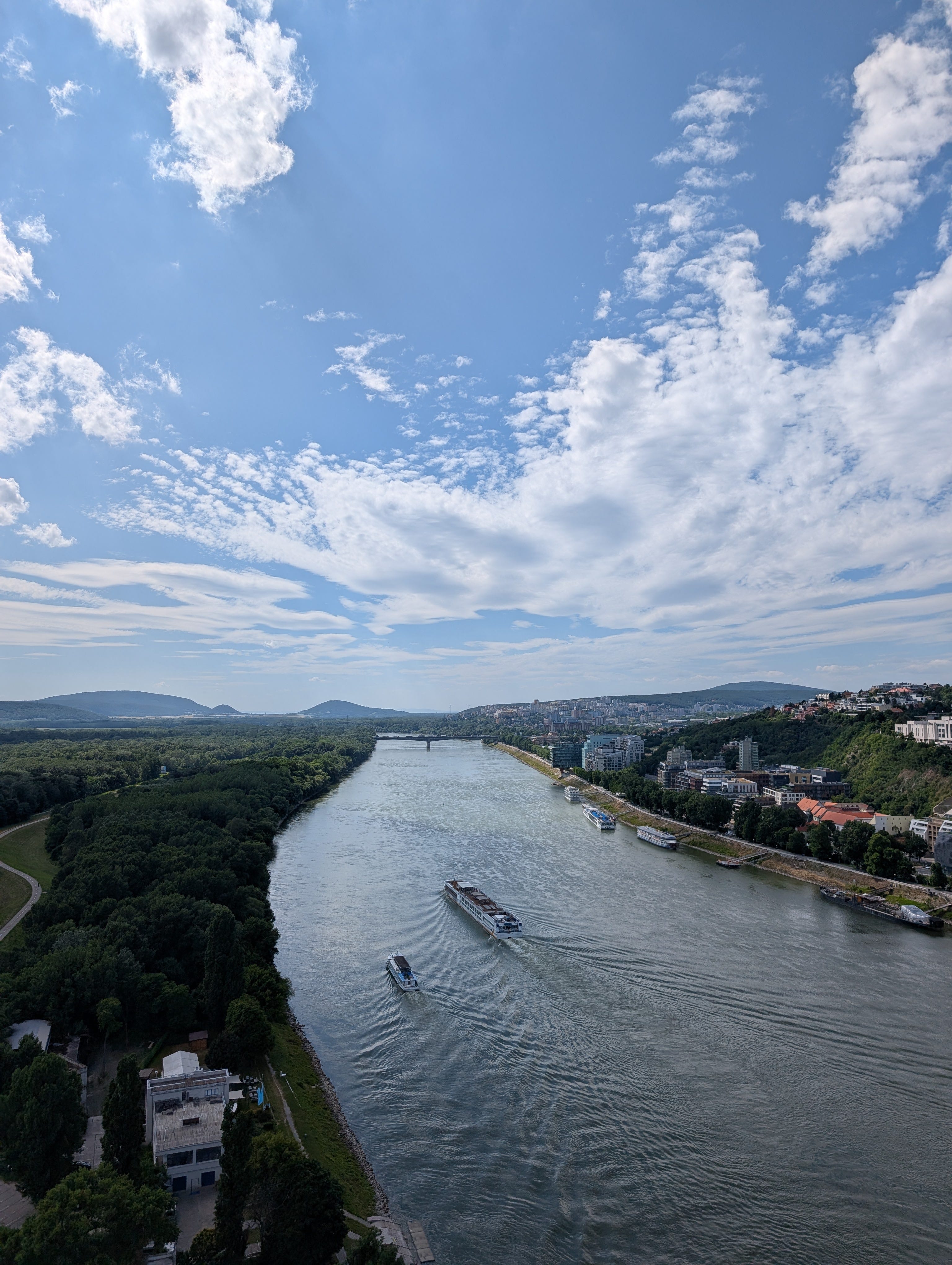 Bratislava City Walk: Castle, UFO Tower & Old Town Highlights