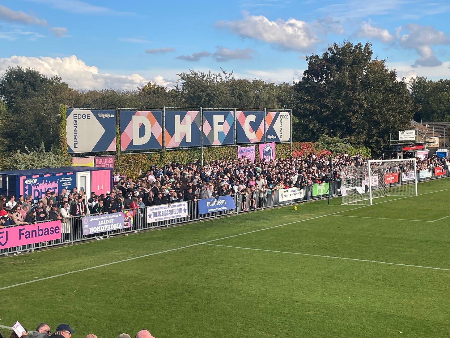 The World’s Leading Left-Wing Football Clubs