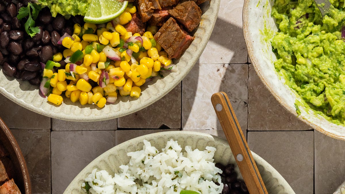 copycat chipotle steak burrito bowls - by Jenn Lueke