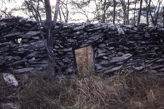 The kingdom of Mutapa and the Portuguese: on the failure of ...