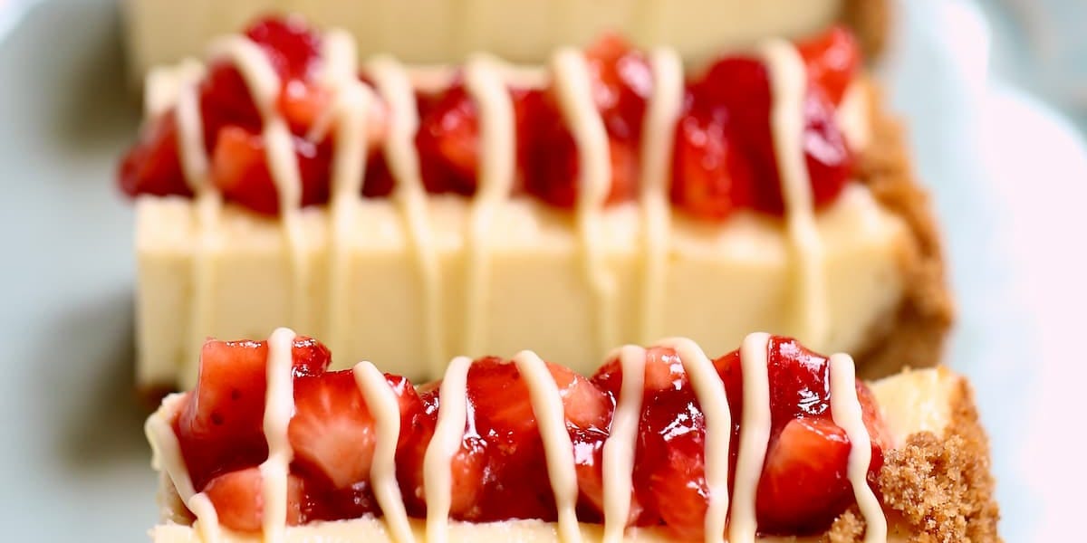 Philadelphia Strawberry Cheesecake Snack Bars Recipe