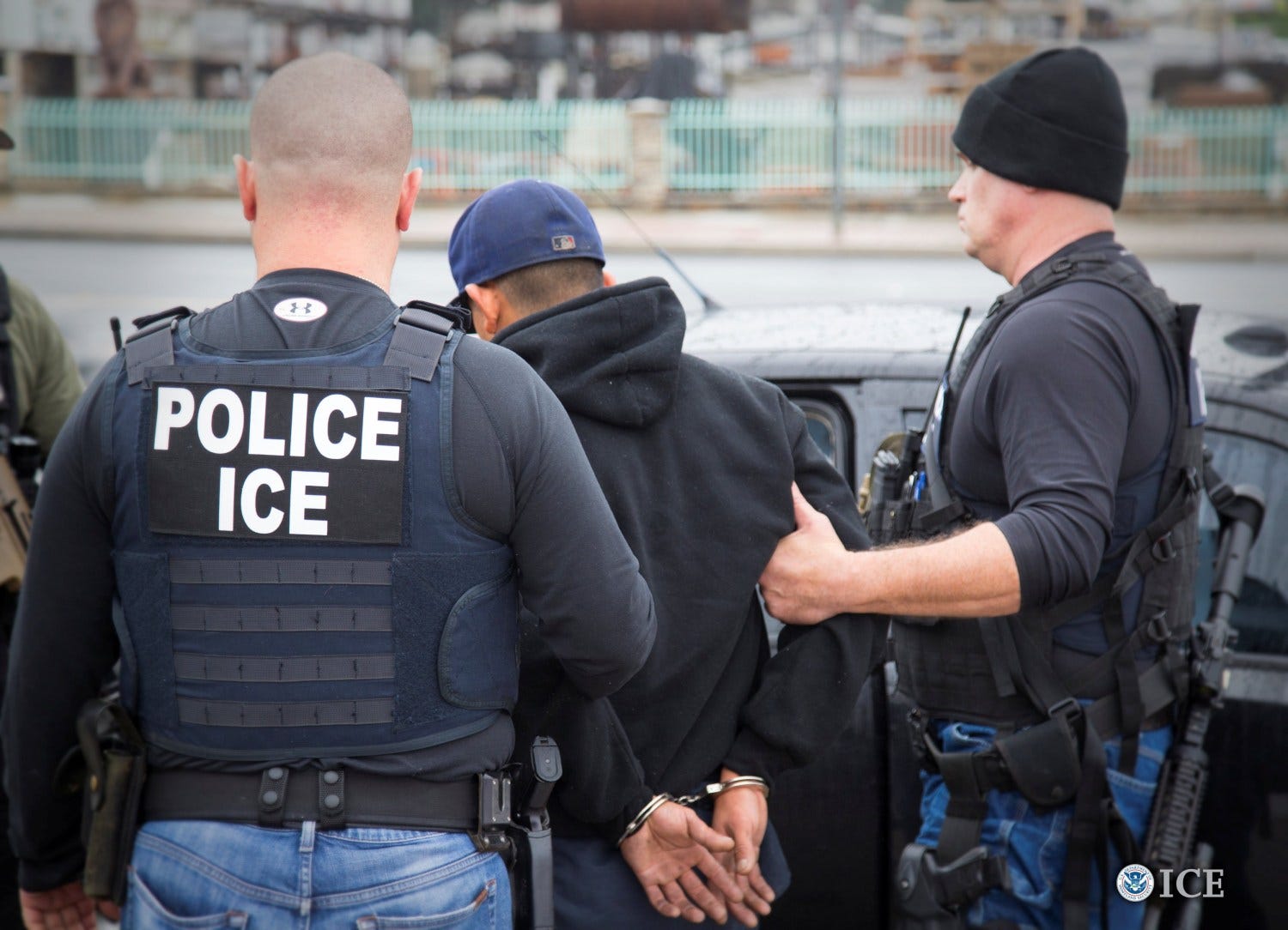 BREAKING: FBI Confirms Fake ICE Agents Are Abducting Civilians