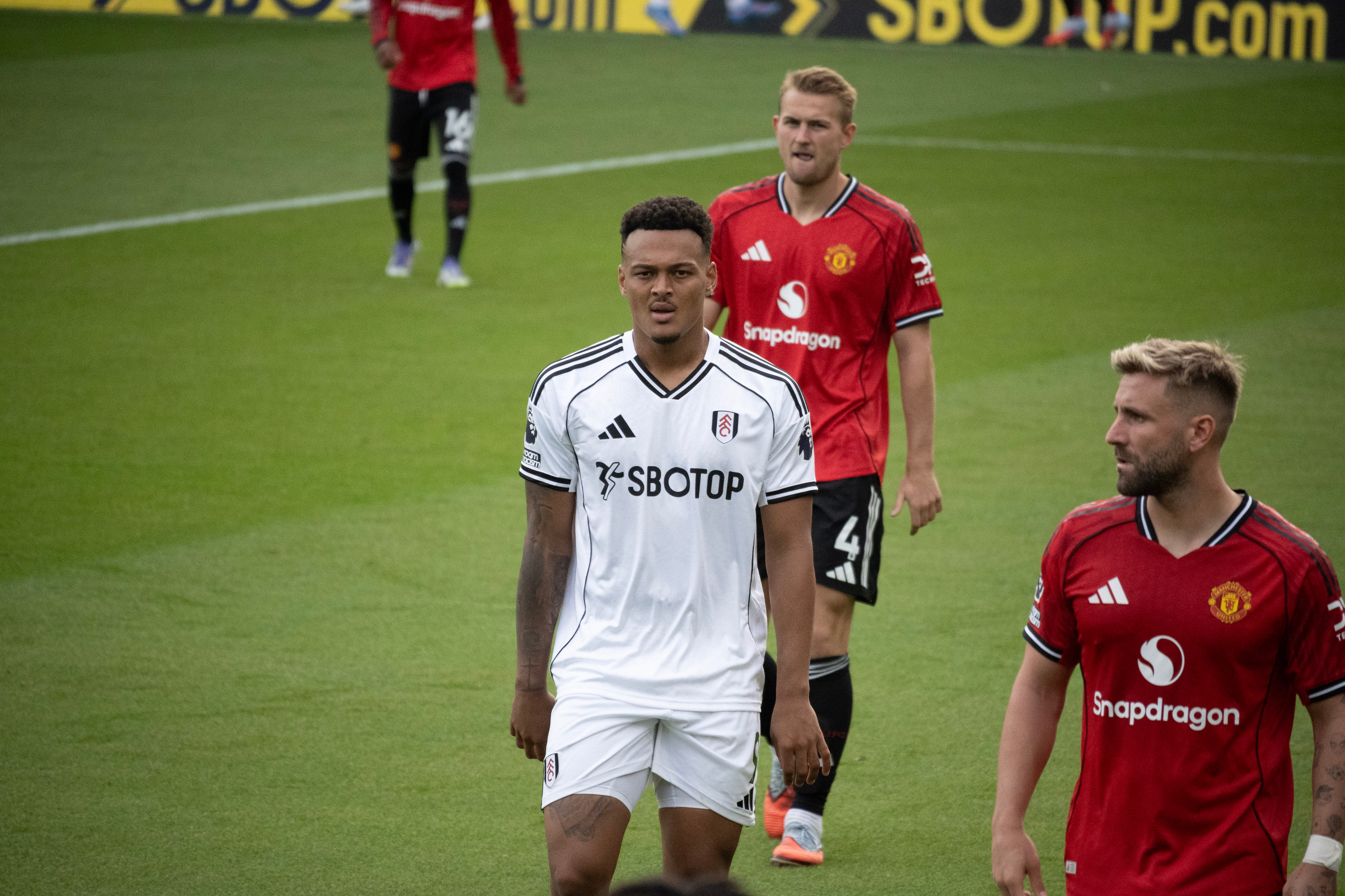 Do Fulham need to sign another striker this month?