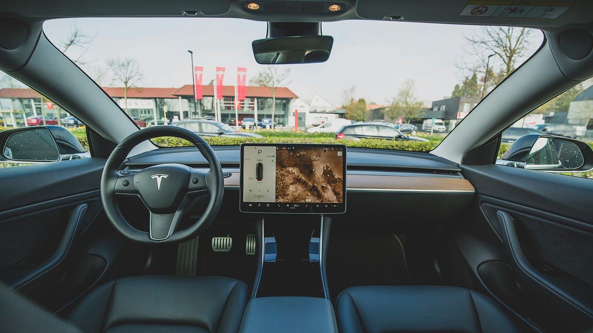 Tesla’s Machine Learning Engine: From Code to Autonomous Driving