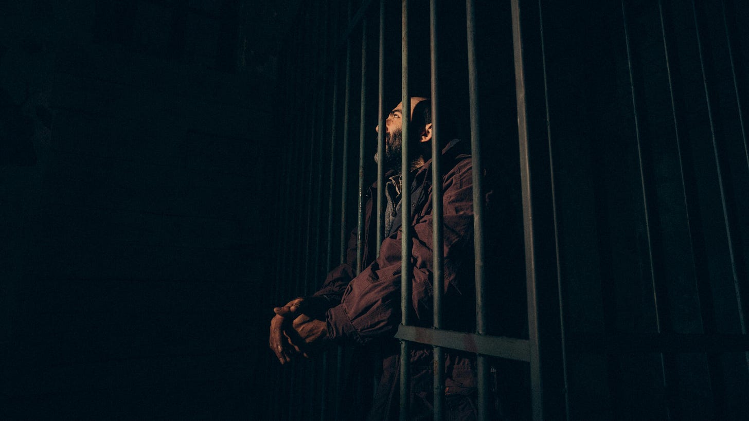 15 Greatest Prison Escapes: History’s Most Shocking