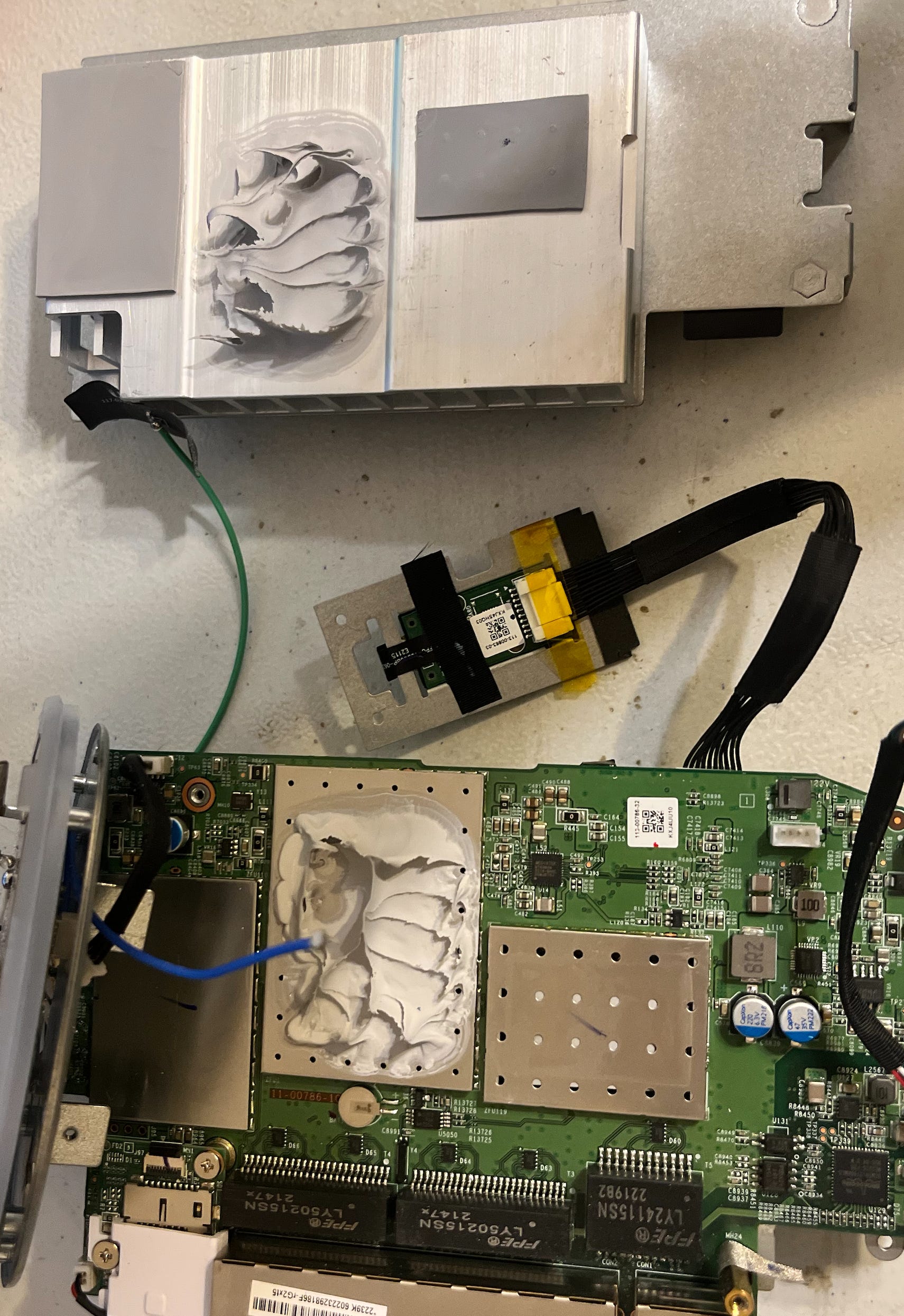 Ubiquiti Ultimate Dream Router Teardown, Analysis, and Mods