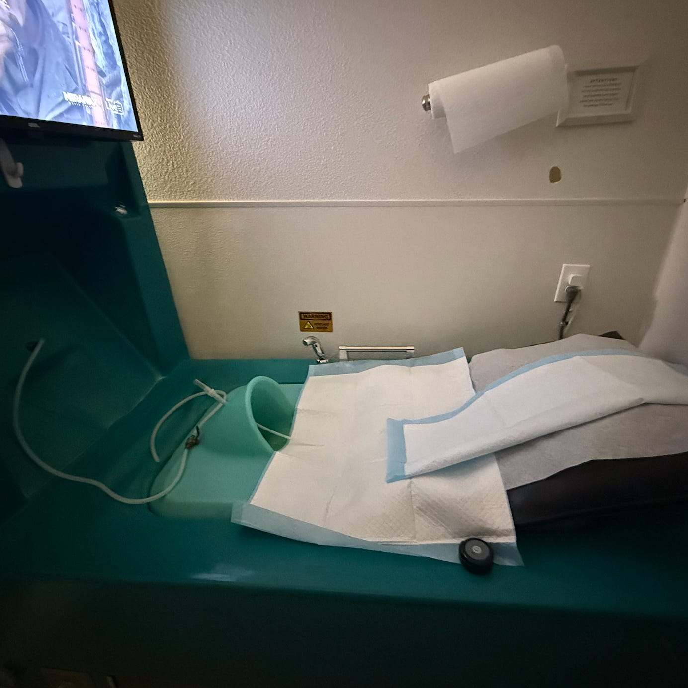 My Experience with Hydrotherapy Colonics: A Deep Cleanse for the Gut ...