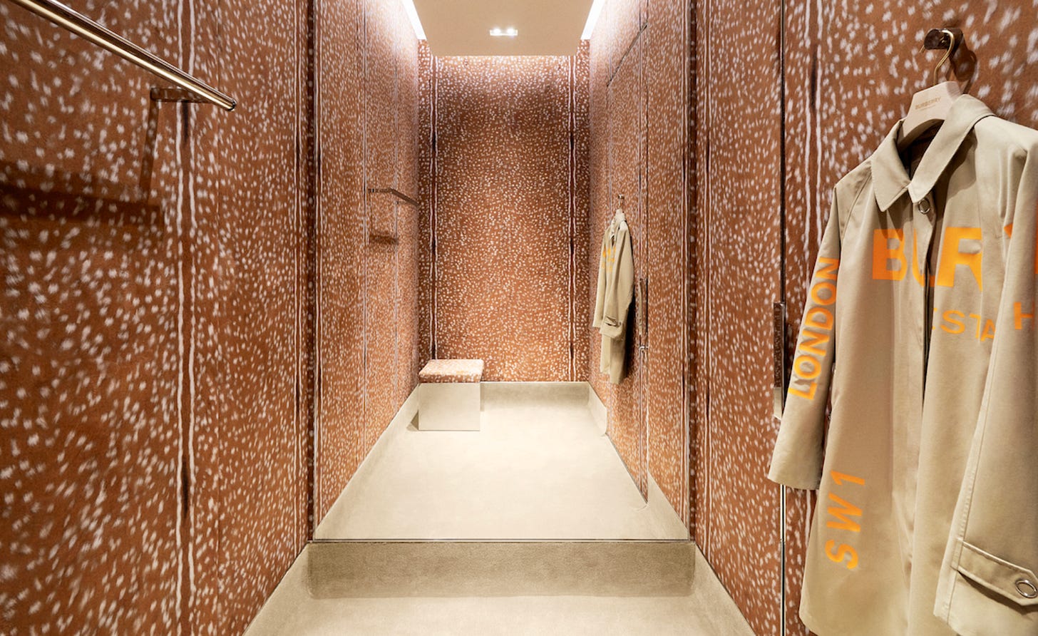 #27 Three Takeaways from Burberry's Social Store