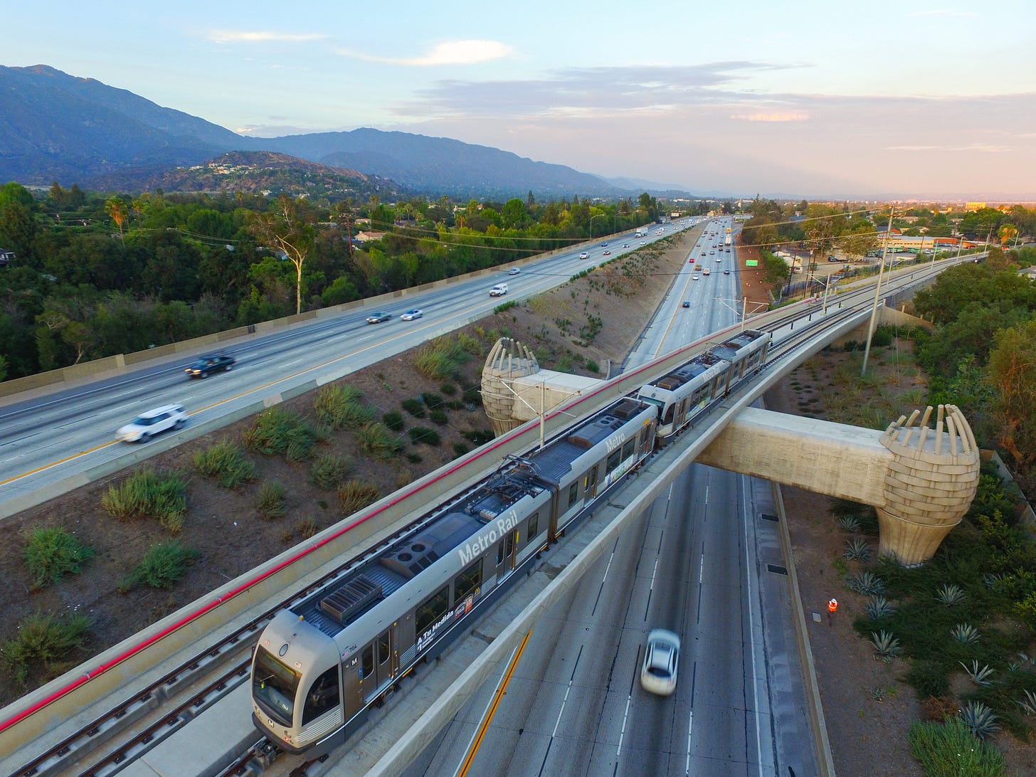 World’s Longest Light Rail Line to Get Longer