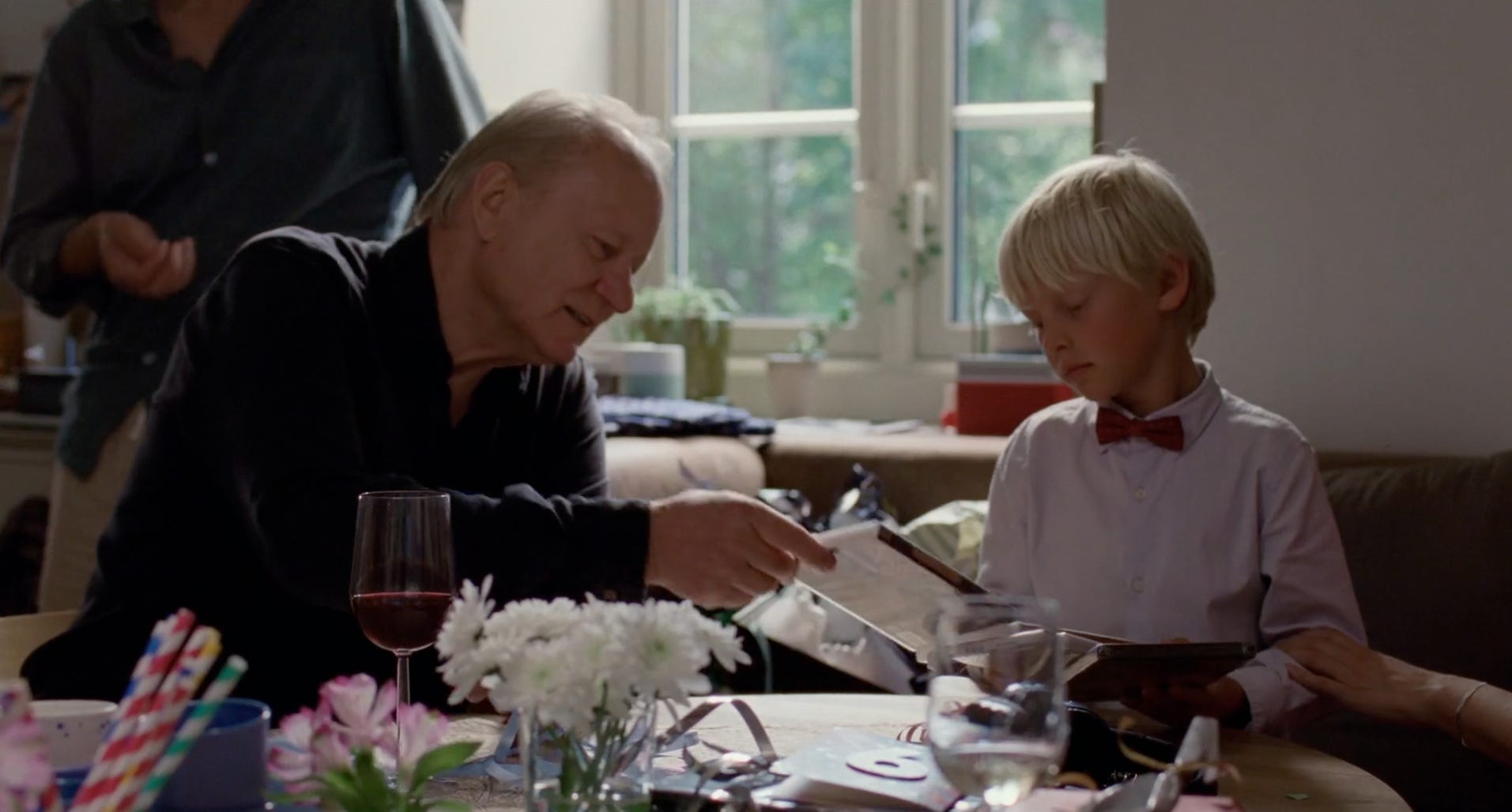 Sentimental Value Review: Daddy Issues, Artifice, and the Cost of ...
