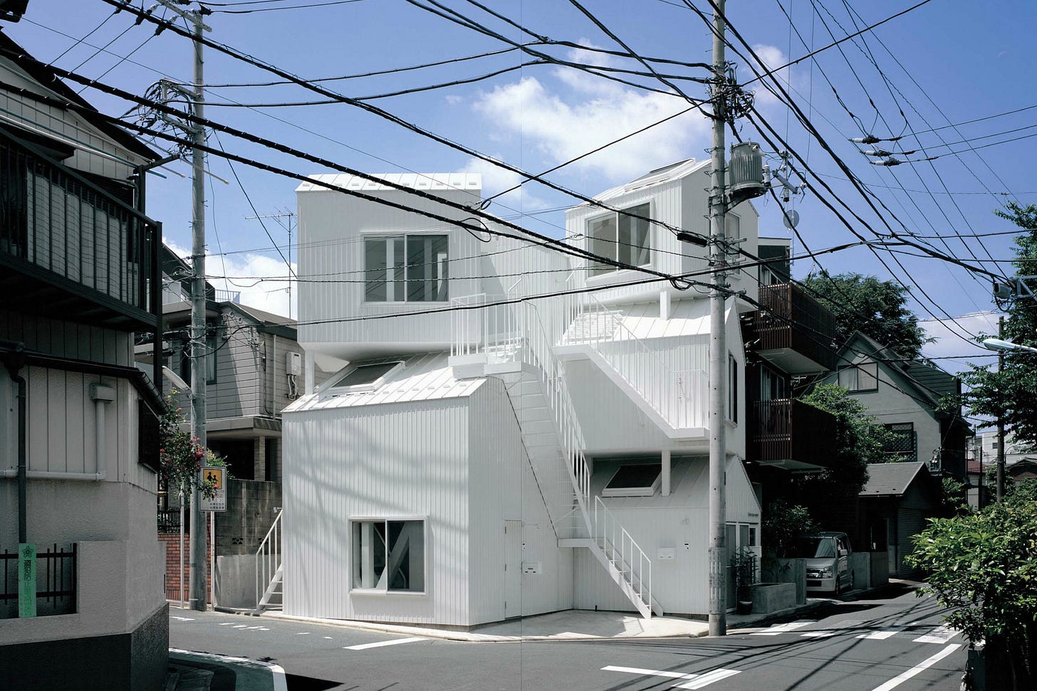 Jutaku — Guide to the Most Extraordinary Modern Homes in Japan