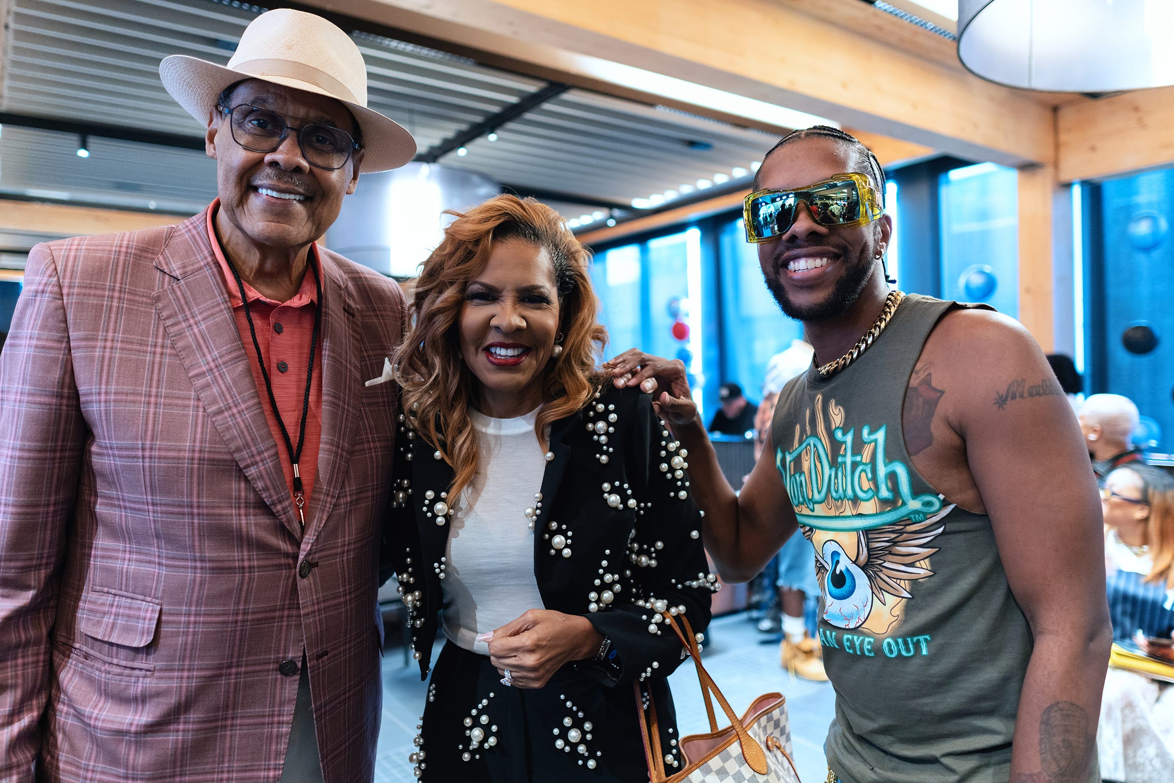 Aaron Lavelle Attends Donald Lawrence & The Tri-City Singers’ Gold ...