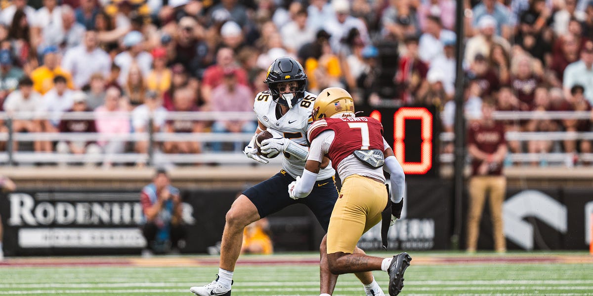 Cal Holds Off Boston College with Last-Minute Interception