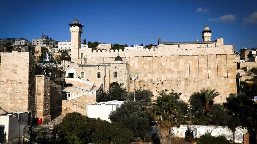 NGO purchases buildings in Hebron to enable Jewish return to city center